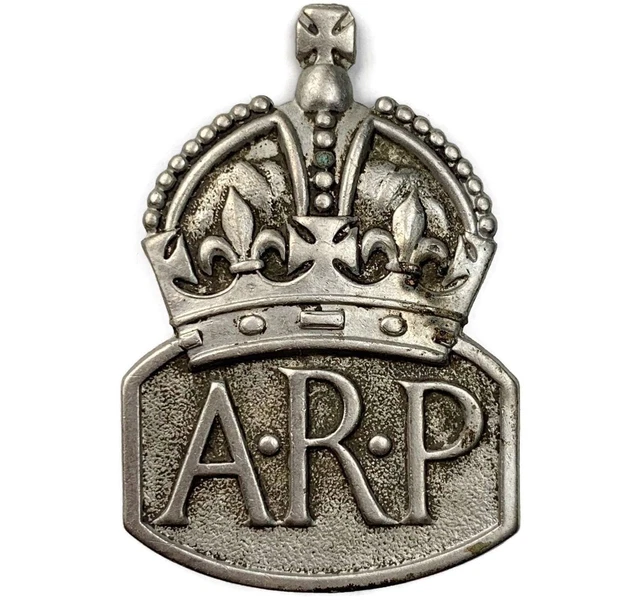 WW2 ARP WARDEN (Air Raid Precautions) MARPLES & BEASLEY Lapel Badge ...