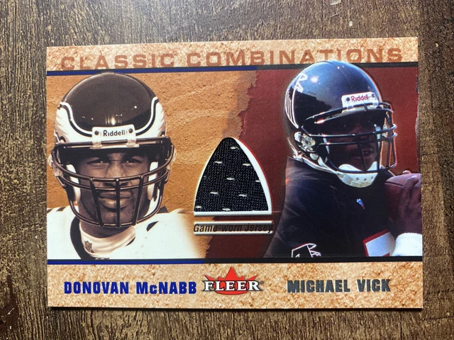 DONOVAN MCNABB AVEC M. Vick. 2002 Fleer, patch combinaisons classiques ...