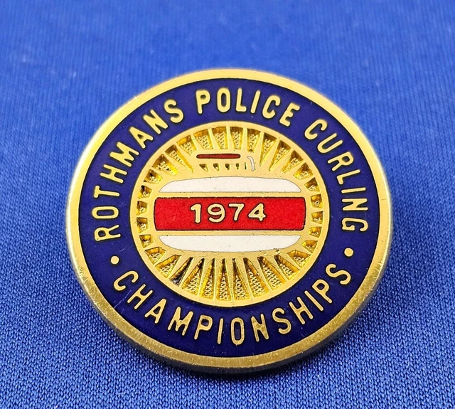 ROTHMANS POLICE CURLING Championships 1974 Pin Deer Lodge Curling Club ...