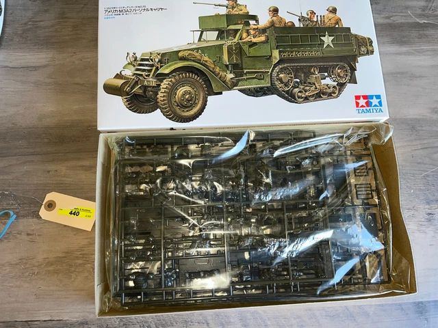 TAMIYA 1/35 U.S. ARMORED PERSONNEL CARRIER M3A2 HALF-TRACK #35070 ...