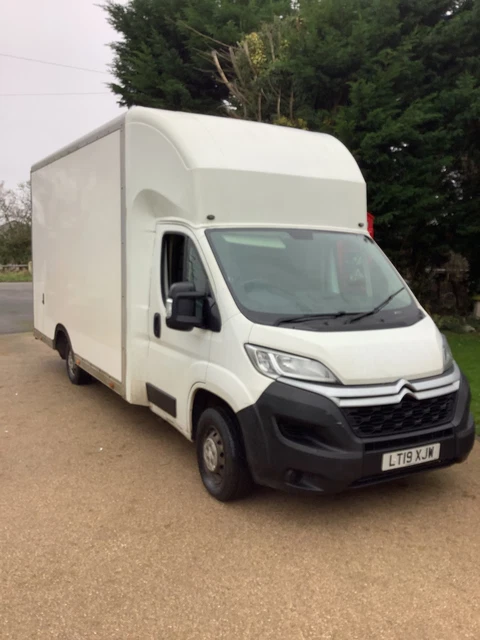 2019 CITROEN RELAY 2.0 BlueHDi Luton low loader 160ps Plus CHASSIS CAB ...