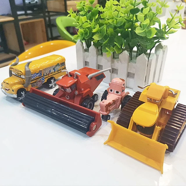 DISNEY- PIXAR CARS Frank Harvester Tractor Cow 1:55 Diecast Mater Cars ...