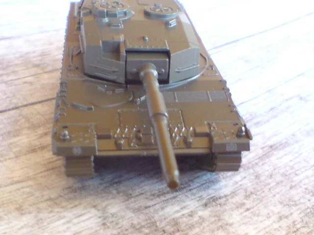 MÄRKLIN TRIX H0 1:87 Schuco Panzer der Bundeswehr Leopard 2 (VR) EUR 29 ...