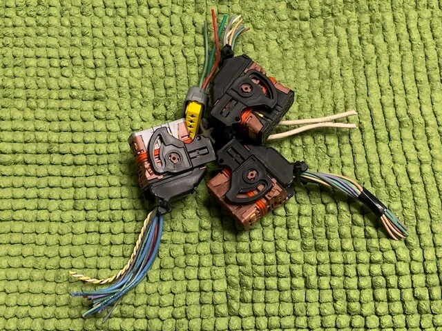 CONNECTEUR PRISE FICHE Boite Fusibles Bsm Kit 5 Pieces Peugeot Citroen ...