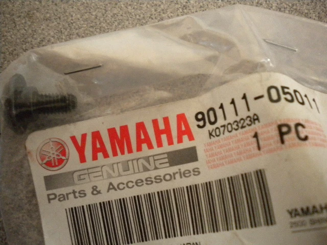 NEUF YAMAHA OEM Fender Tail Light Tank Socket Boulon Hex 07-11 R1 WR250 ...