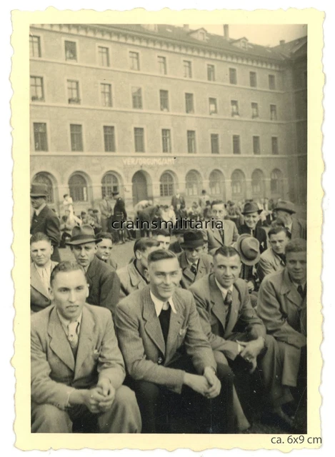 ORIG. FOTO EINBERUFUNG RAD in Rotebühl Kaserne STUTTGART Versorungsamt ...