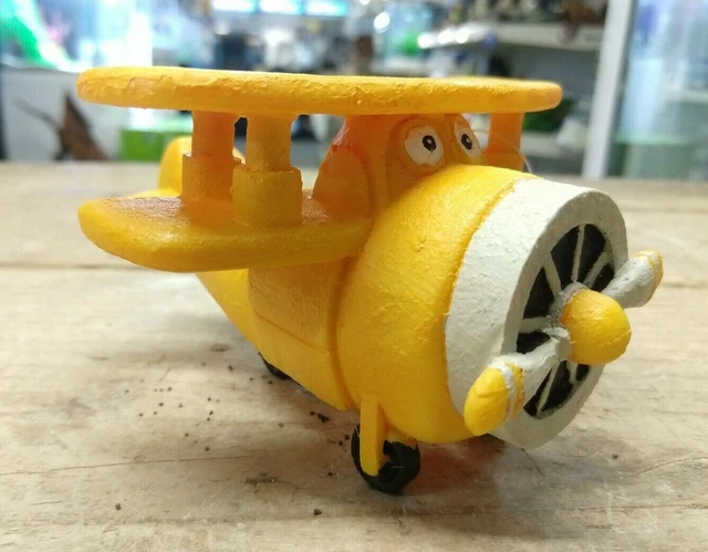 LIGHTNING MCQUEEN STYLE CARS PLANES Aquarium Ornaments Fish Tank ...