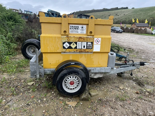 FUEL BOWSER ON Trailer Transcube 1000L with Pump £2,750.00 - PicClick UK