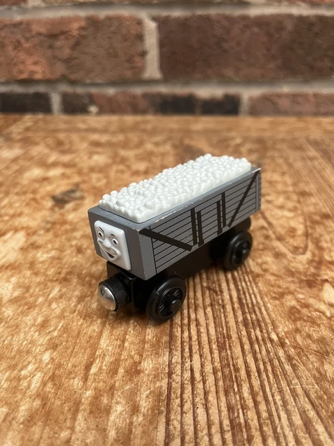 THOMAS TANK ENGINE & Friends Wooden Train - RICKETY TROUBLESOME TRUCK £ ...
