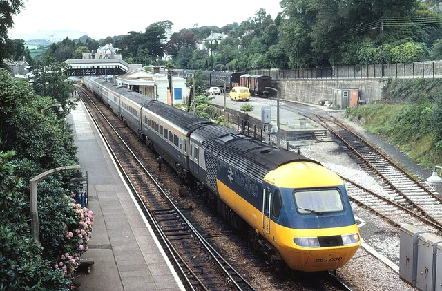 BB 67 RAILWAY COLOUR SLIDE HST CLASS 253 030 AT St AUSTELL 1980 £2.99 ...