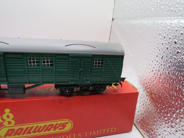 TRIANG R226 SOUTHERN Region Utility Van S2355S Green OO Gauge Excellent ...