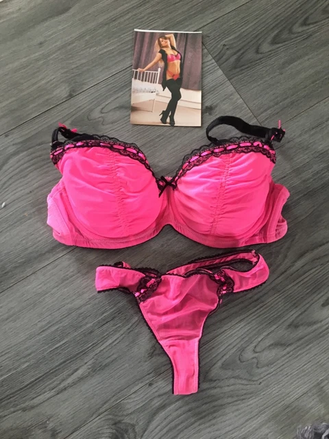 MODEL SIOBHAN GRAVES underwear set with photo from shoot £25.00 ...