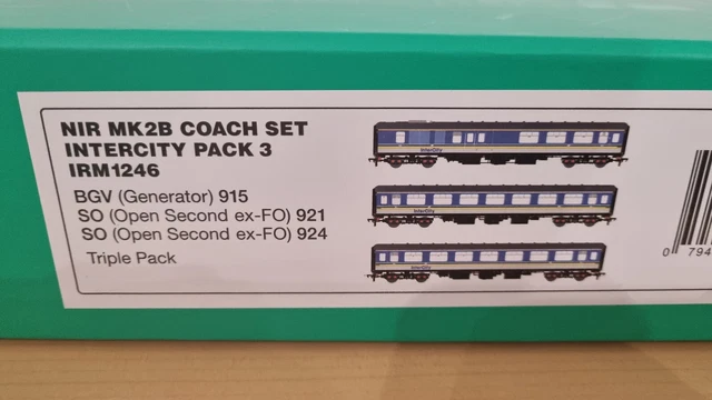 IRISH RAILWAY MODELS NIR Inter City Coach MK2B Pack 3 (suit Murphy ...