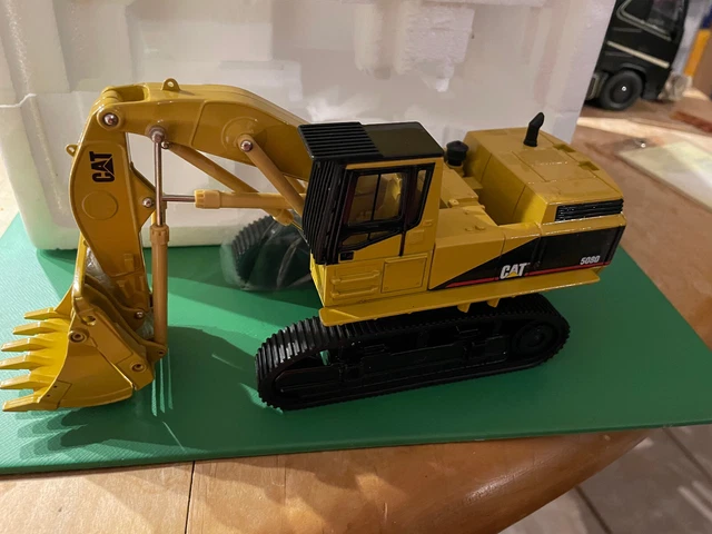 CATERPILLAR CAT 5080 Raupenbagger mit Hochlöffel von ERTL in OVP EUR 74 ...