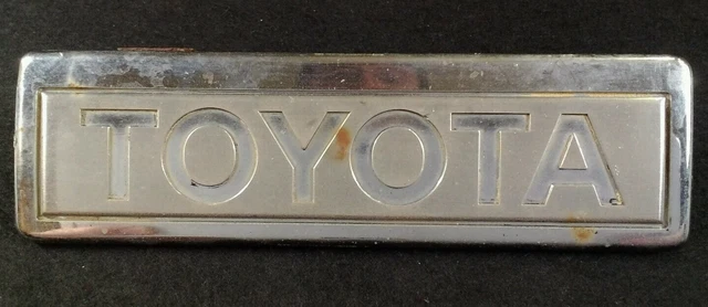 TOYOTA EMBLEM ORIGINAL Vtg 1970s 80s? OEM Nameplate 75311-1604 Metal ...