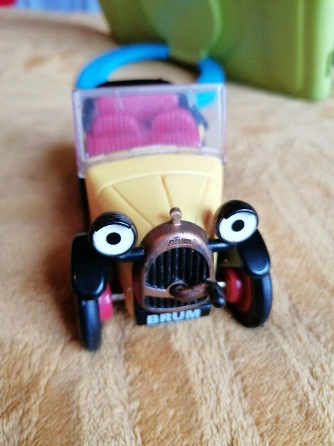 BRUM WIBBLY WOBBLY Friction Car Toy Ragdoll 2001 Faulty Mechanism ...