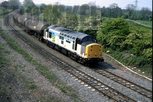 35MM SLIDE BR British Rail Diesel Loco Class 37 37717 Whitacre 1995 ...