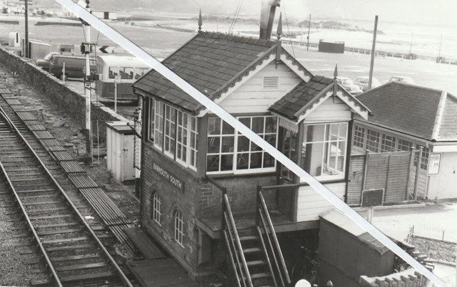 A VIEW OF barmouth south signal box in 1973 £1.50 - PicClick UK