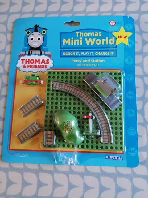 THOMAS THE TANK And Friends Mini World ERTL Percy And Station Sealed ...