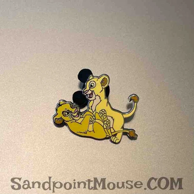 VERY RARE DISNEY Lion King Simba Nala Wrestling Pin (US:69202) EUR 52 ...