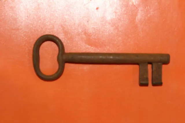 GROSSER ANTIKER BARTSCHLÜSSEL Eisenschlüssel Haustür Tor vor 1900 alt und schön 6 EUR 8,00 ...