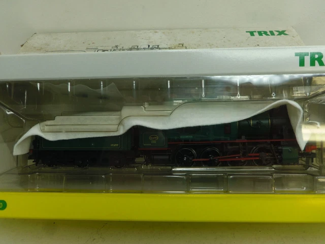 1/87 HO LOCOMOTIVE Trix 81 173 22597 EUR 77,00 - PicClick FR