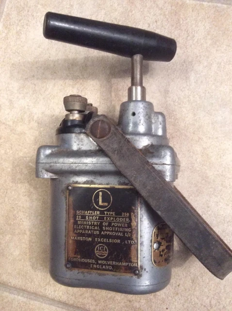 VINTAGE ARMY / Mining Schaffler Type 350 , 25 Shot Exploder .year 1965 ...
