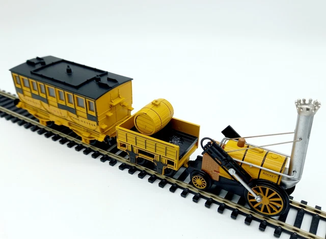 OO GAUGE 1:76 Scale Stephenson's Rocket Steam Locomotive Train Model ...