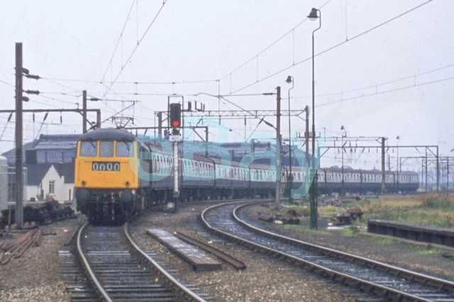 UK DIESEL TRAIN Railway Photograph Of Class 85 85005 Loco. Rm85-49 £1. ...