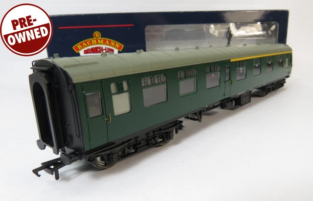 OO GAUGE BACHMANN 39-128B BR MK1 SR Green Coach CK Composite £29.95 ...