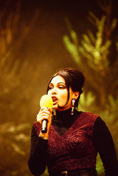 SINGER BETTY BOO Performs On Stage In 1990 Performing 1990s Old Music ...