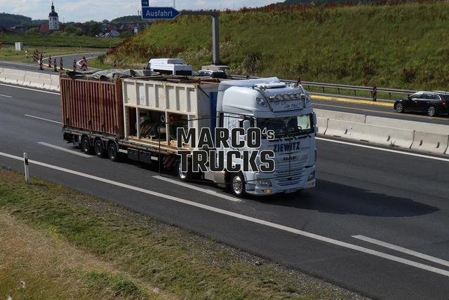 TRUCK PHOTO DAF XF flatbed/tarpaulin Germany silver ZIEWITZ SPEDITION # ...