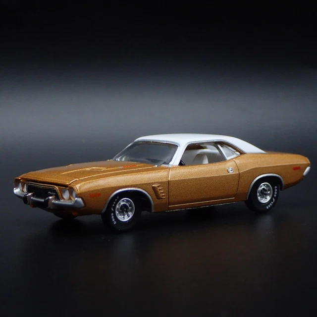 1974 74 DODGE Challenger Rallye 1/64 Miniature de Collection Diorama ...