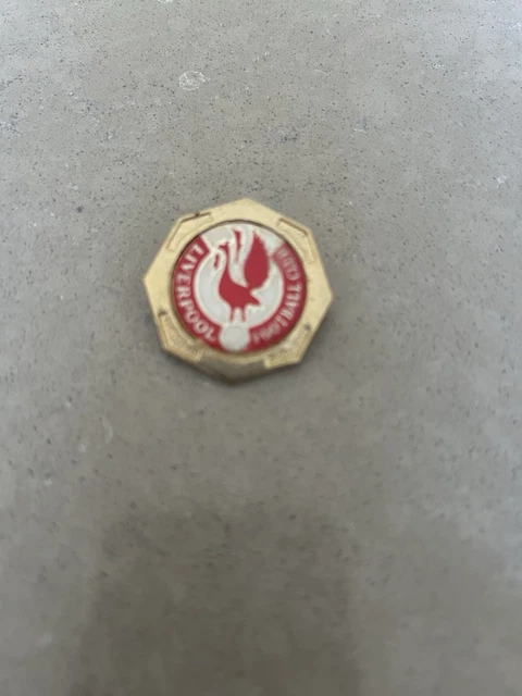 LIVERPOOL FOOTBALL CLUB pin Badge 1980s £6.96 - PicClick UK