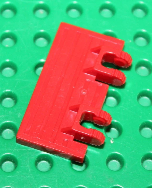 LEGO RED HINGE Train Gate 2x4 Locking ref 44569 Set 7684 Pig Farm ...