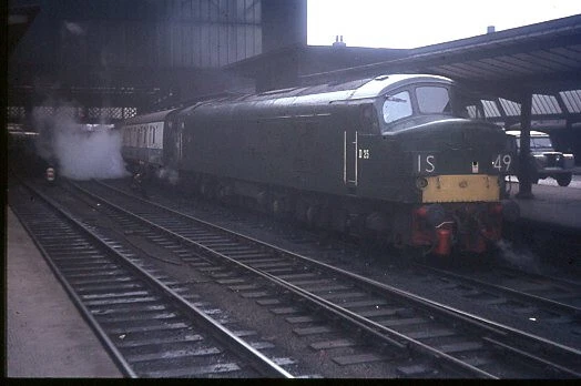 ORIGINAL COLOUR SLIDE of D25 BR class 45 Peak diesel loco £3.99 ...