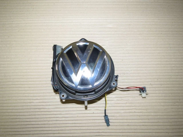 ORIGINAL VW GOLF 7 GTI flap opener with rear view camera RFK VW emblem ...
