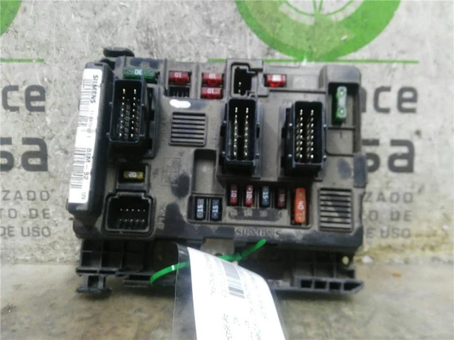 BOITIER FUSIBLES DIVERS RELAIS Peugeot (S2) * WJY 2003 964349898000 ...