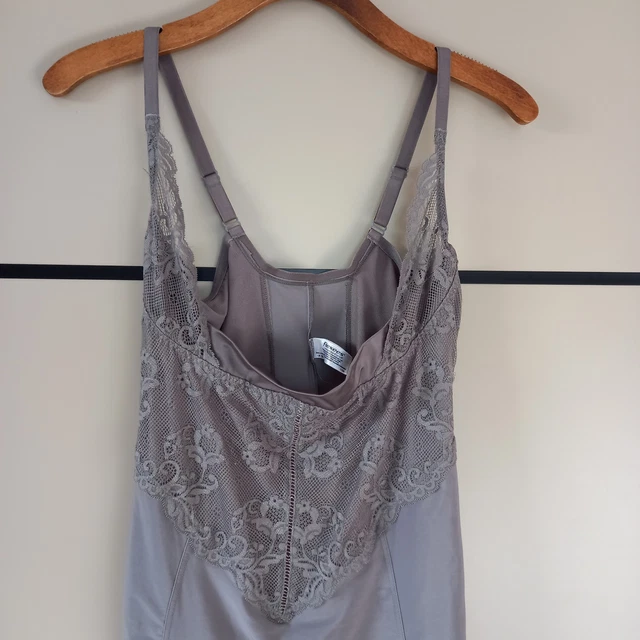 MAIDENFORM FLEXEES WEAR Your Own Bra Firm Support Full Body Slip Grey ...