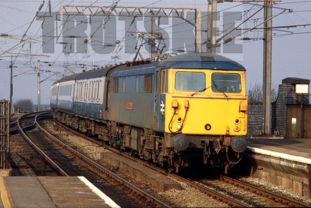 35MM SLIDE BR British Railways Electric Loco Class 87 87034 Wigan 1982 ...