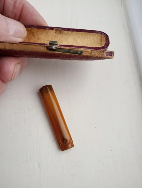 VINTAGE AMBER CIGARETTE/CHEROOT Holder. Original Worn But Working ...