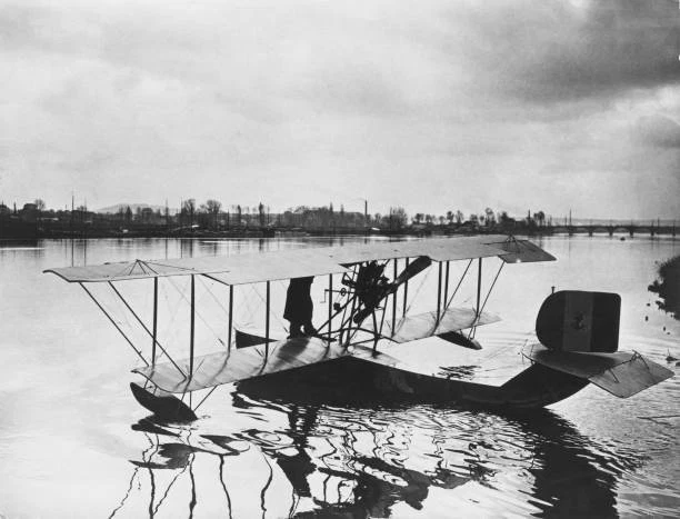TYPE C RECONNAISSANCE biplane flying boat of Regia Marina OLD PHOTO $8. ...