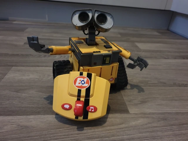 DISNEY PIXAR WALL-E Robot RC Thinkway Toys - all working except eyes £ ...