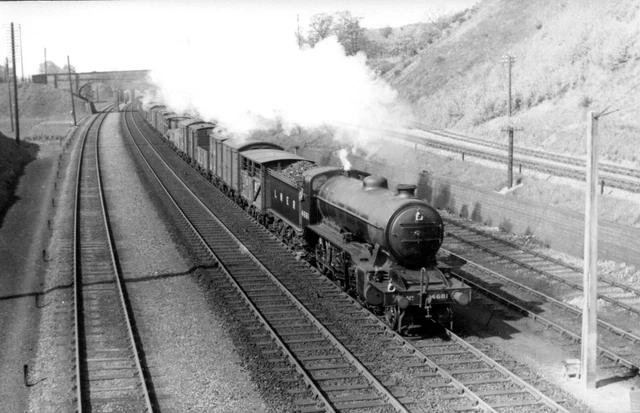 LNER EX GNR H3/K2 4681 Up Freight approaching Sandy L Hanson 1103 £1.50 ...