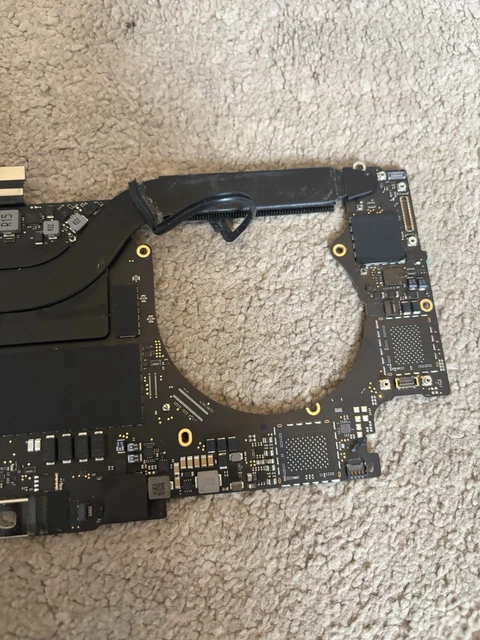 MACBOOK PRO A1990 Logic Board And Touch ID £7.40 - PicClick UK