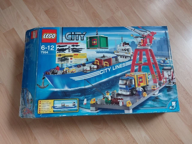LEGO CITY: PORT/HARBOUR with Container Ship, Portal Crane and Cargo ...