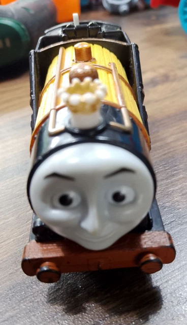 TOMY TRACKMASTER THOMAS The Tank Engine Train Stephen the Rocket £10.07 ...