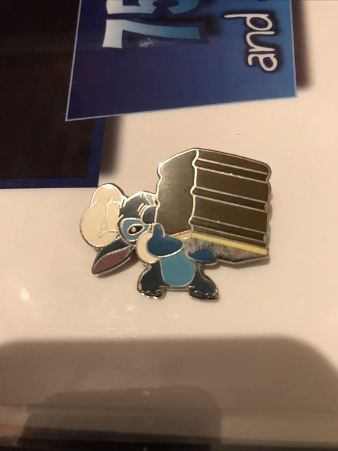 DISNEY STITCH AS A Chef With Hat Carrying Slice Of Chocolate Cake Pin ...