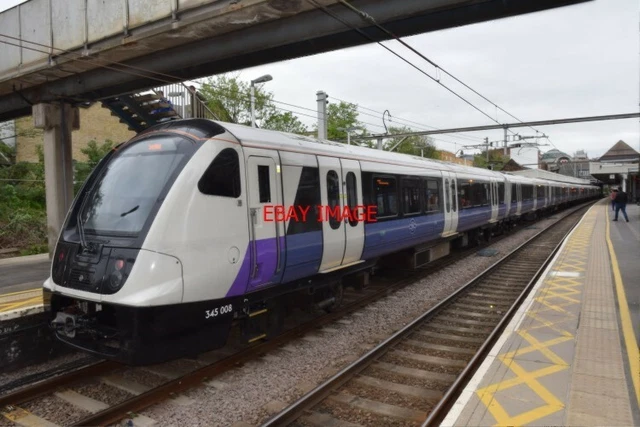 PHOTO CLASS 345 Aventra 7-Car Emu No 345 008 On A Liverpool Street ...
