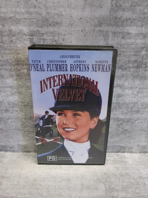 INTERNATIONAL VELVET VHS Movie Video Cassette Tape $19.90 - PicClick AU
